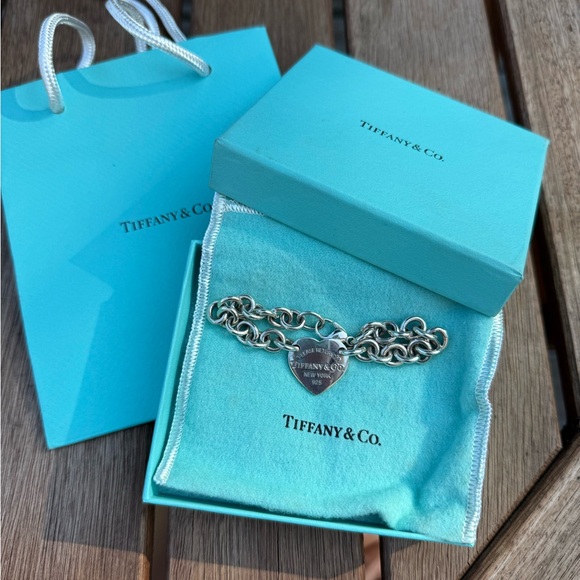 Tiffany & Co. | Jewelry | Tiffany Co Silver Please Return To Tiffany ...